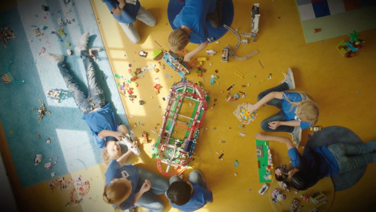 The LEGO Group to pilot new program LEGO® Replay in the United States ...