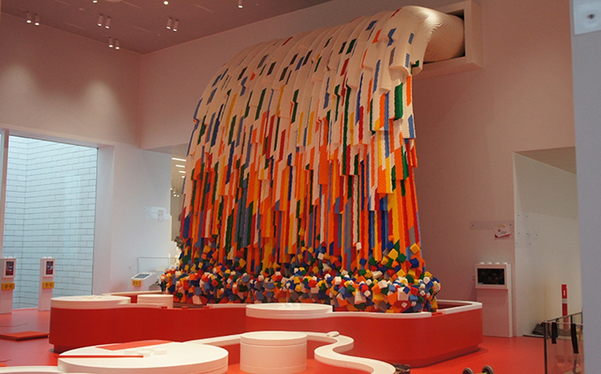 LEGO House and Airbnb - About Us - LEGO.com