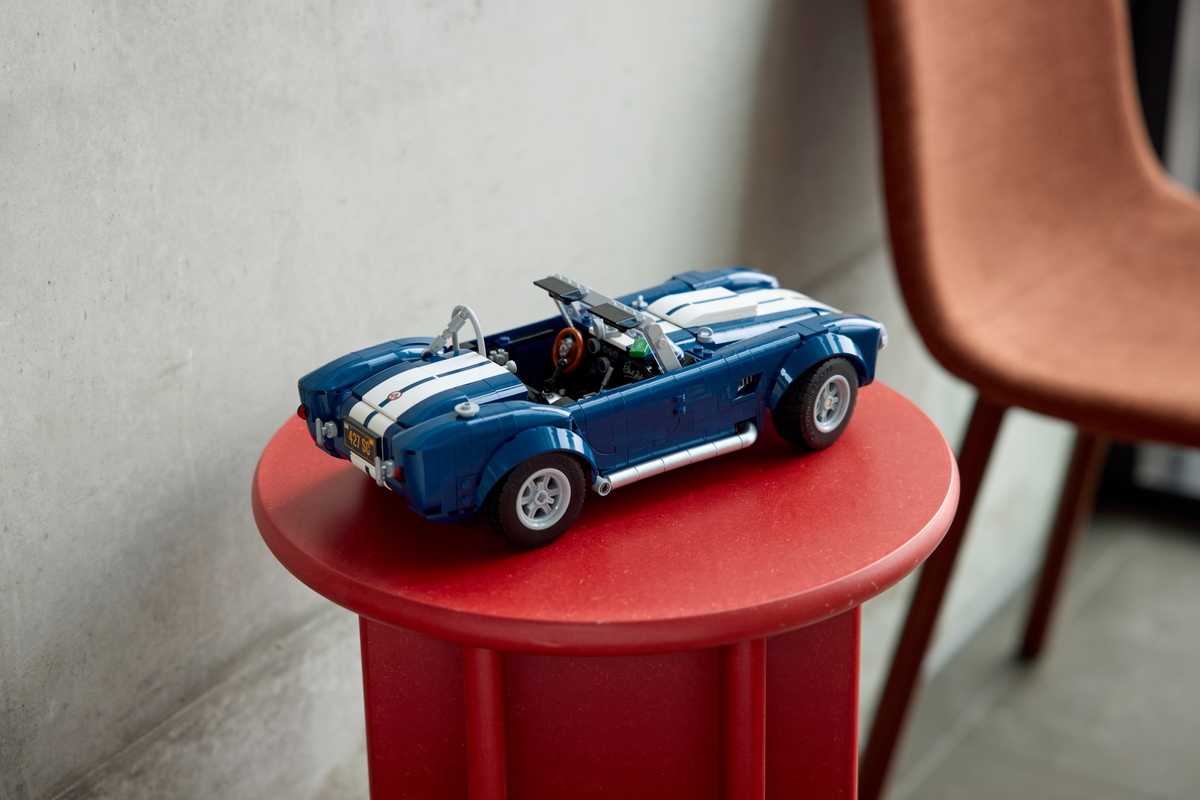 LEGO® Icons Shelby Cobra 427 S/C Model Car Set - About Us - LEGO.com