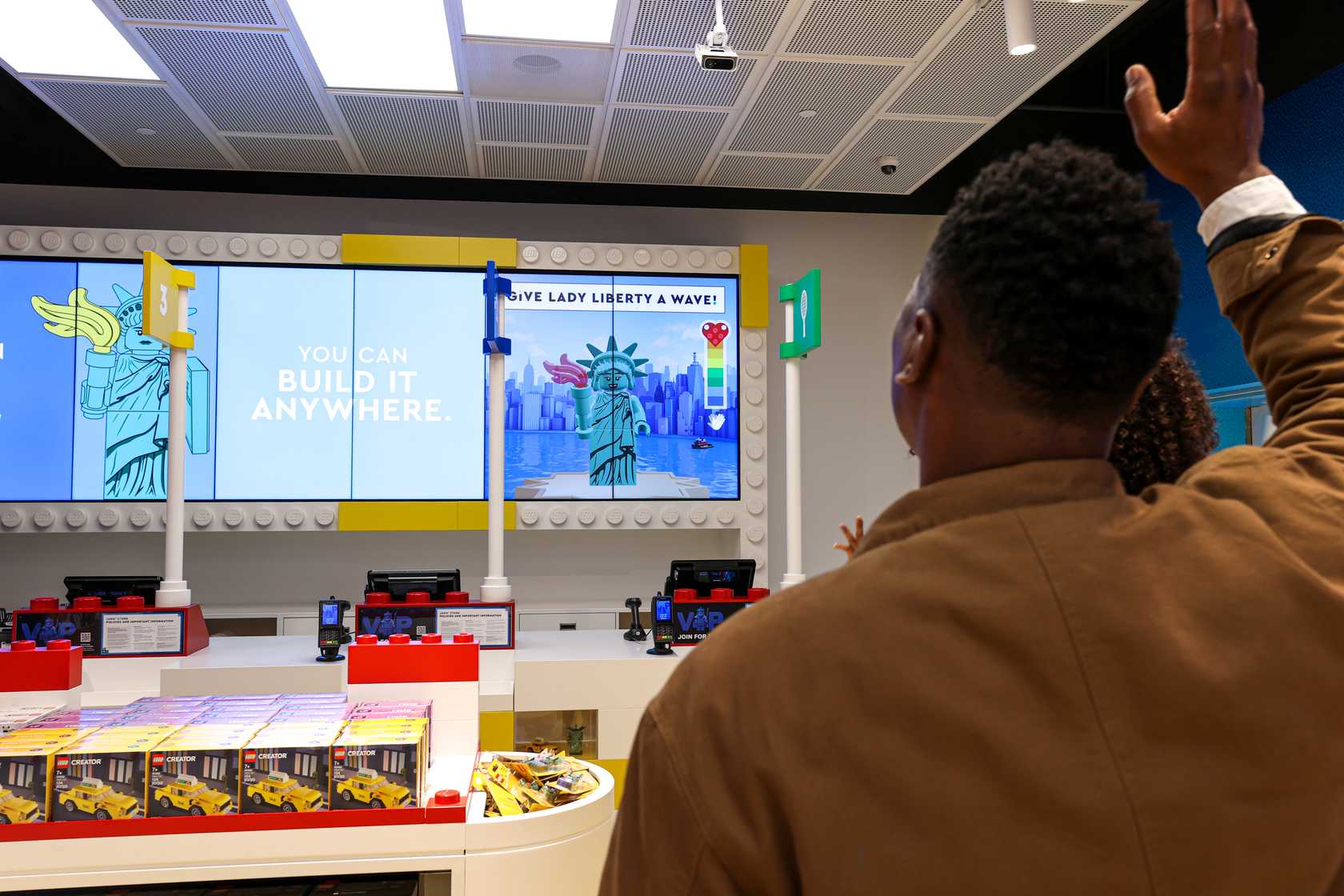 LEGO Store on 5th Avenue New York City offers a brand-new feature ...