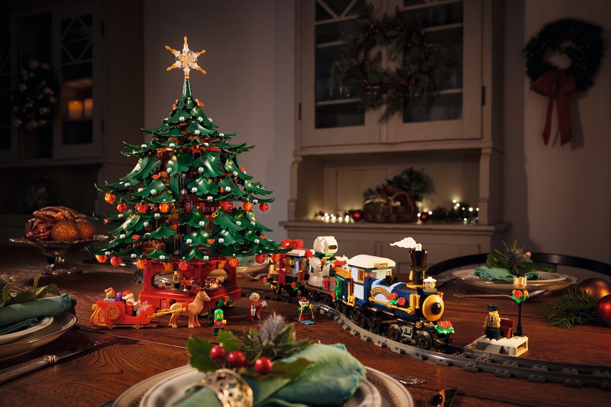 The LEGO Group Unwraps Two Festive Holiday Sets for 2025 - About Us ...