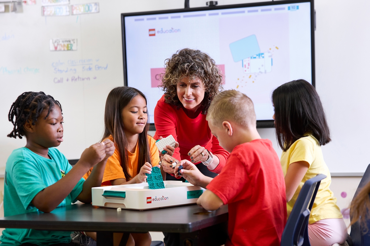 LEGO Education Science - About Us - LEGO.com