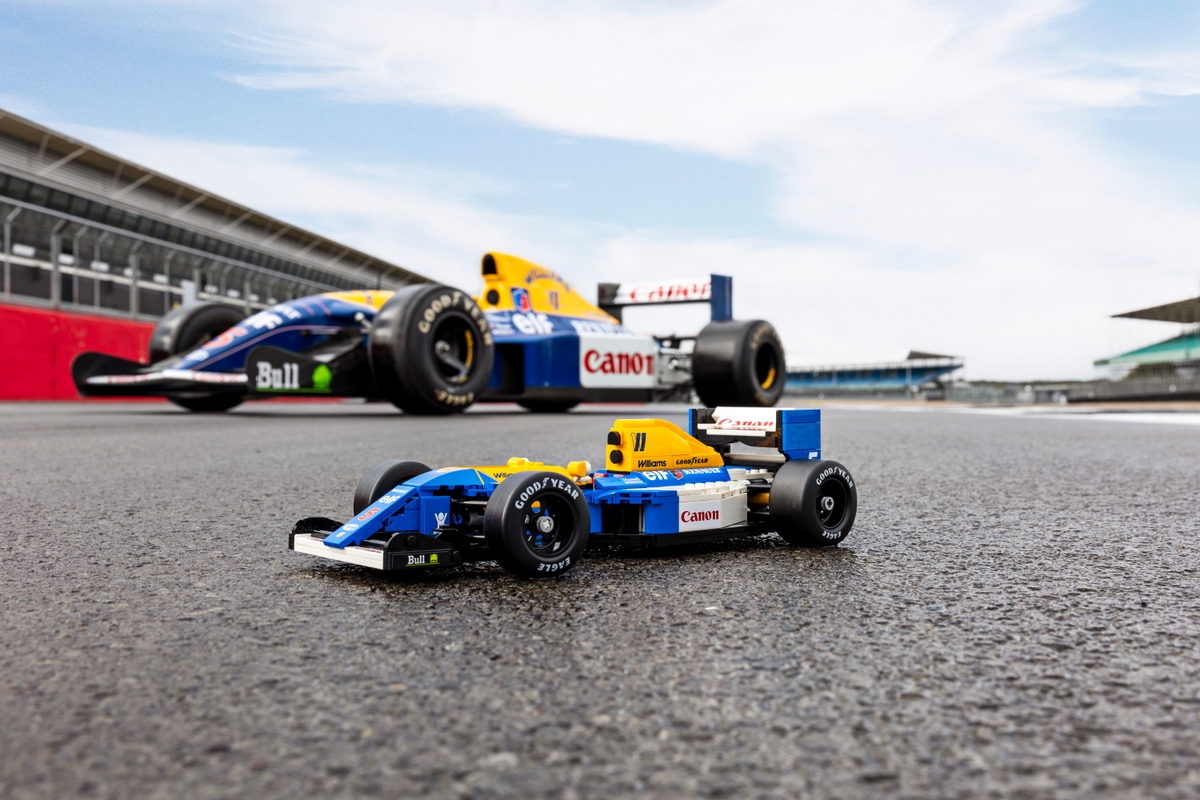 LEGO Icons Williams Racing FW14B & Nigel Mansell - About Us - LEGO.com