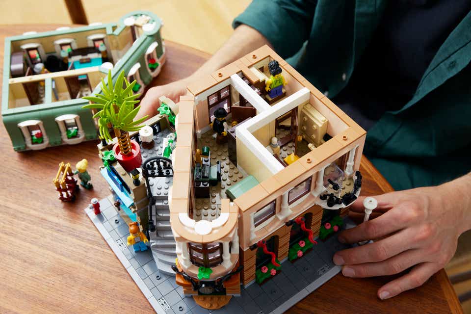 The LEGO Group Celebrates 15 years of Modular Building with the new ...