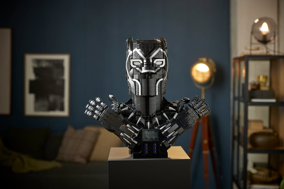 LEGO® Marvel™ Black Panther™ set - About Us - LEGO.com