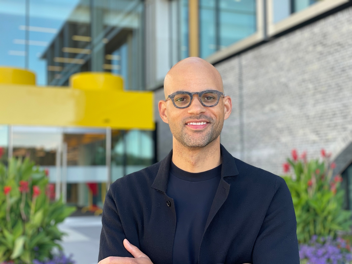 Just Imagine with Travis Peoples 💭 - Careers - LEGO.com