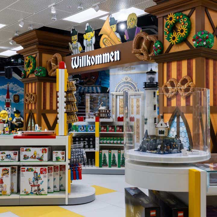Hallo München! Welcome to Germany’s largest LEGO® Store in the heart of ...