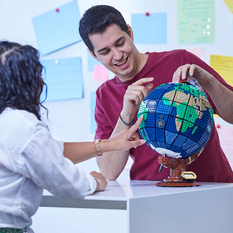 Consumer and Shopper Engagement - Careers - LEGO.com US