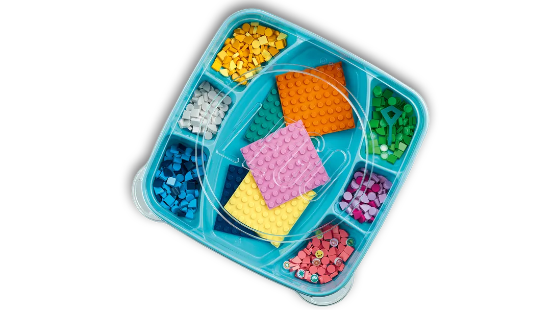 Adhesive Patches Mega Pack - Videos - LEGO.com for kids