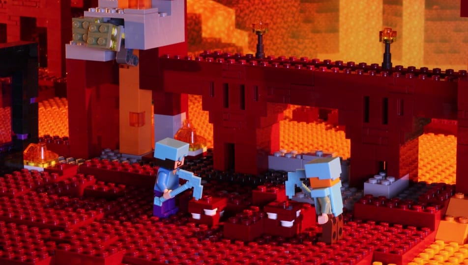 LEGO® Minecraft™ - LEGO.com for kids