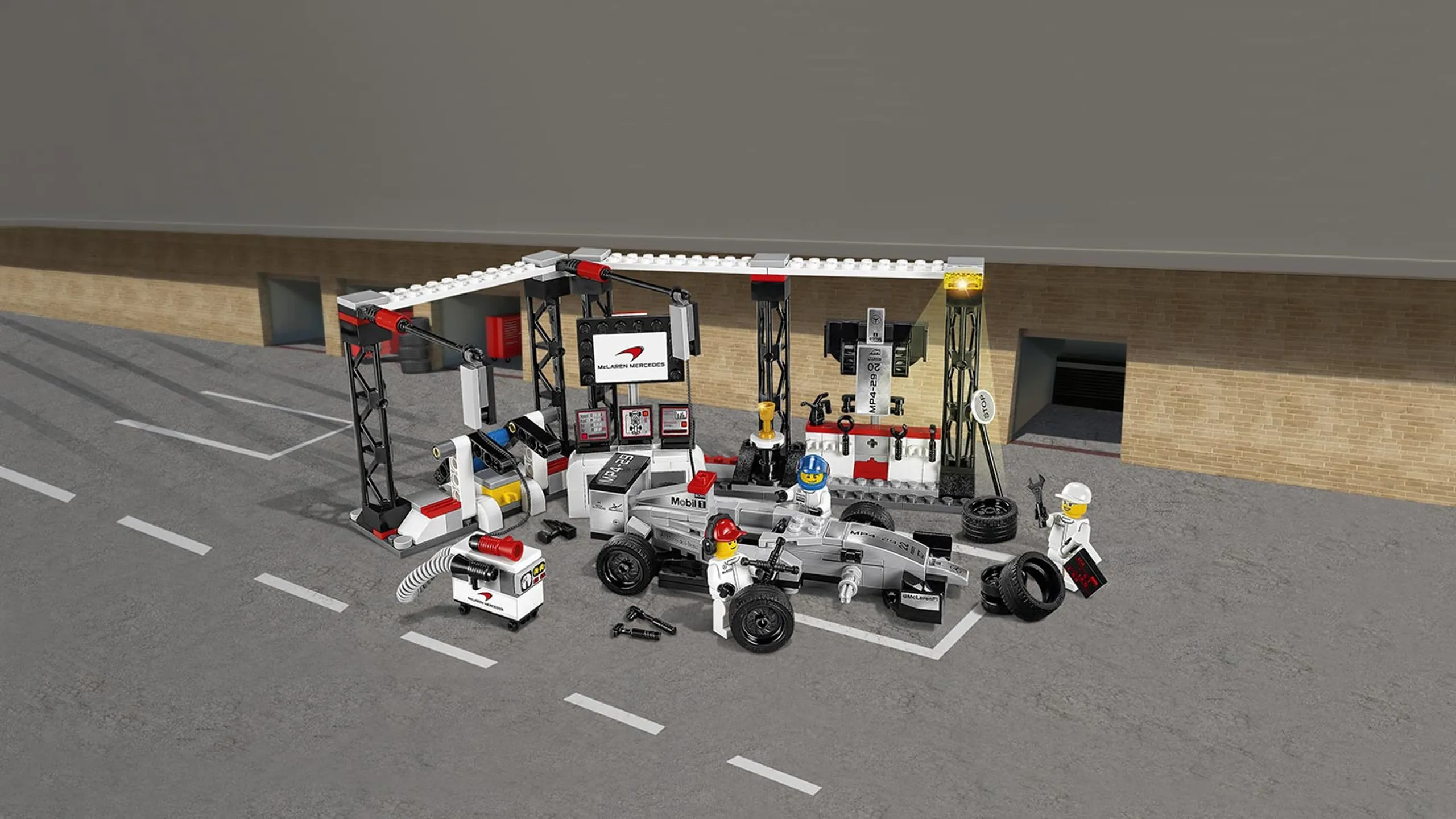 McLaren Mercedes Pit Stop - Videos - LEGO.com for kids