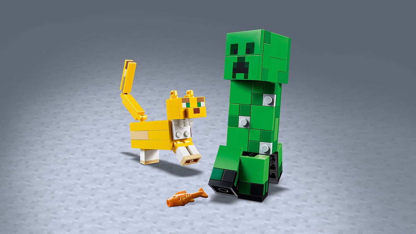BigFig Creeper™ and Ocelot - Videos - LEGO.com for kids