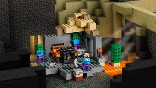LEGO® Minecraft™ - LEGO.com for kids