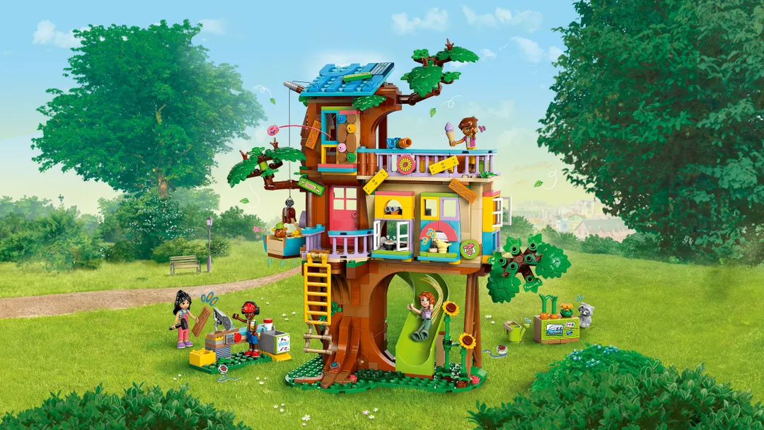 Friendship Tree House Hangout - Videos - LEGO.com for kids