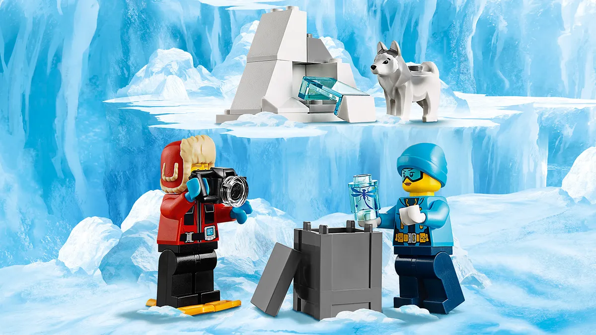 Arctic Ice Glider - Videos - LEGO.com for kids