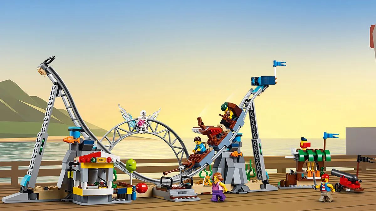 Pirate Roller Coaster - Videos - LEGO.com for kids
