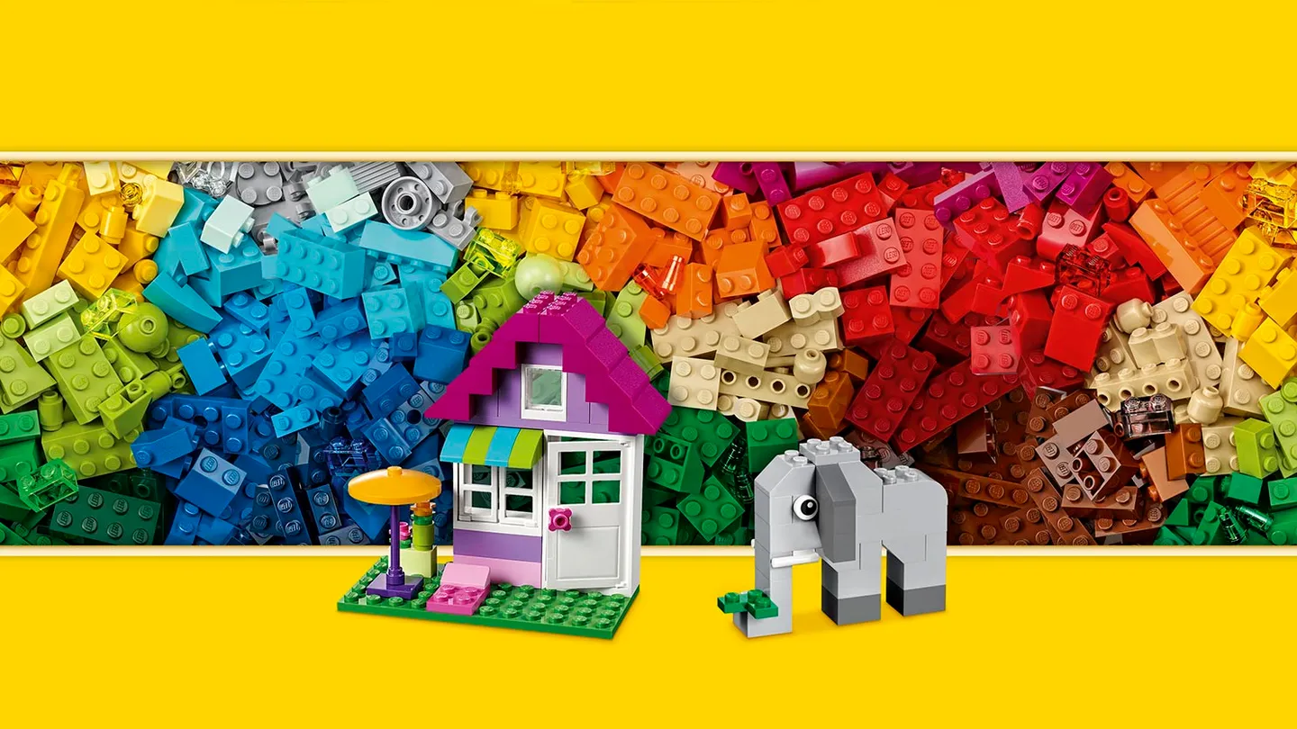 LEGO® Large Creative Box - Videos - LEGO.com for kids