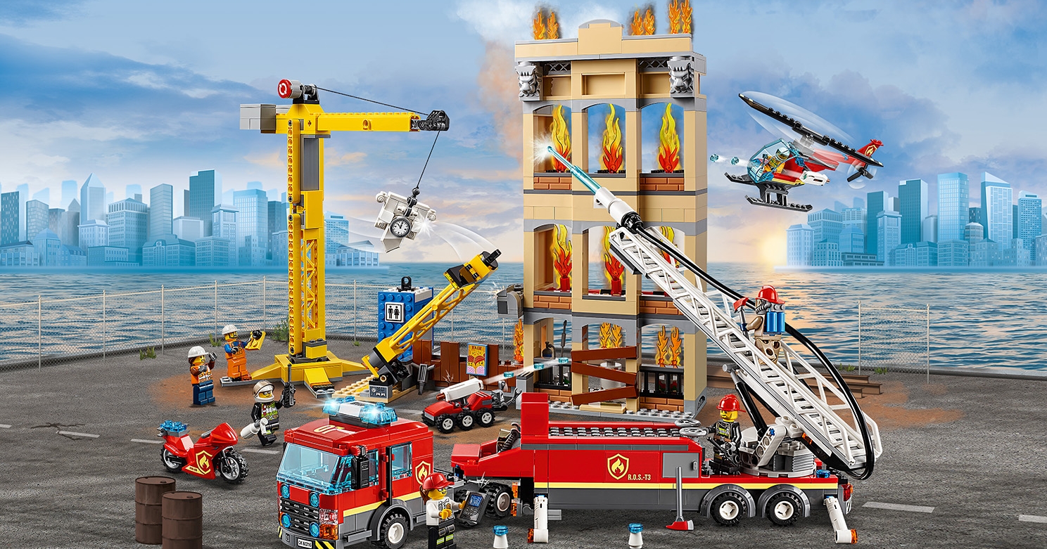 Miesto gaisrininkų brigada - Videos - LEGO.com for kids