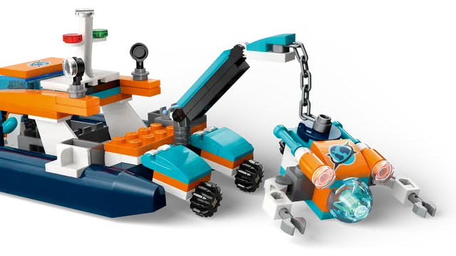 Explorer Diving Boat - Videos - LEGO.com for kids