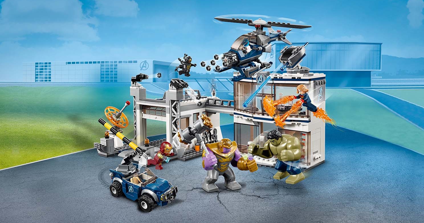 Avengers Compound Battle - Videos - LEGO.com for kids