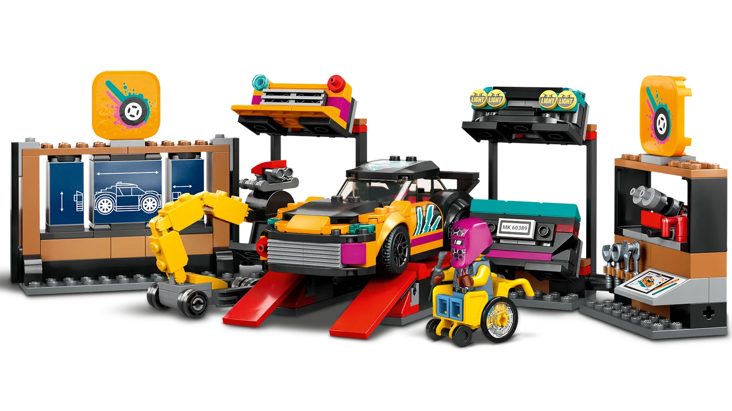 Custom Car Garage - Videos - LEGO.com for kids