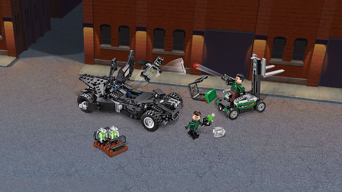 Kryptonite Interception - Videos - LEGO.com for kids