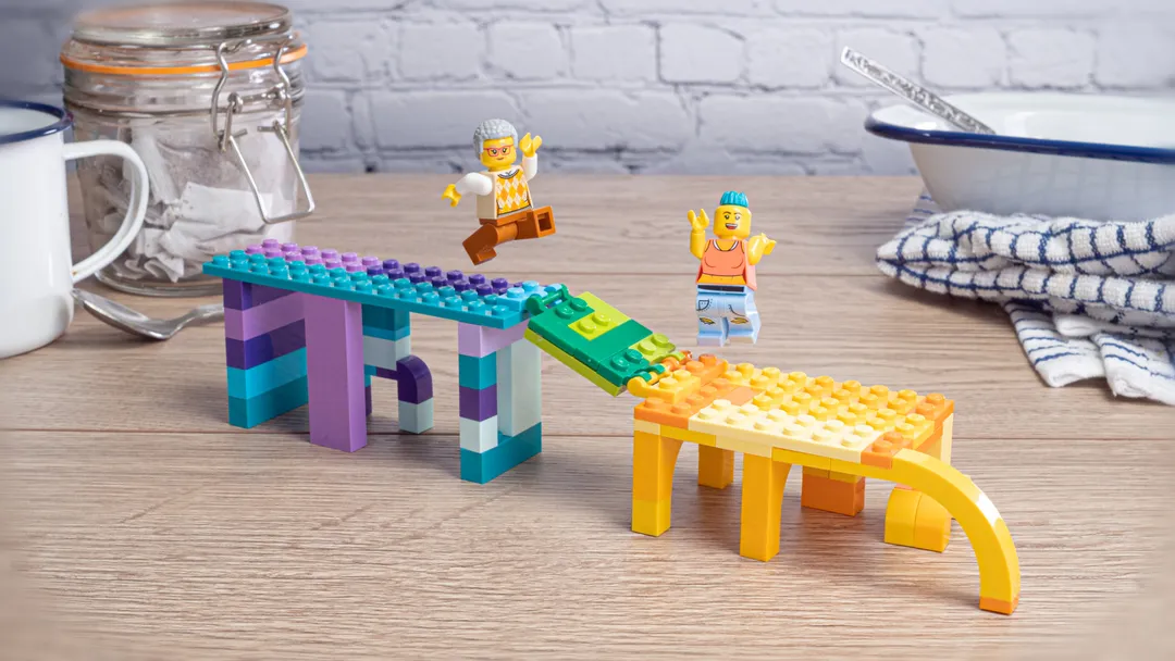 Let’s build bridges | LEGO.com for families