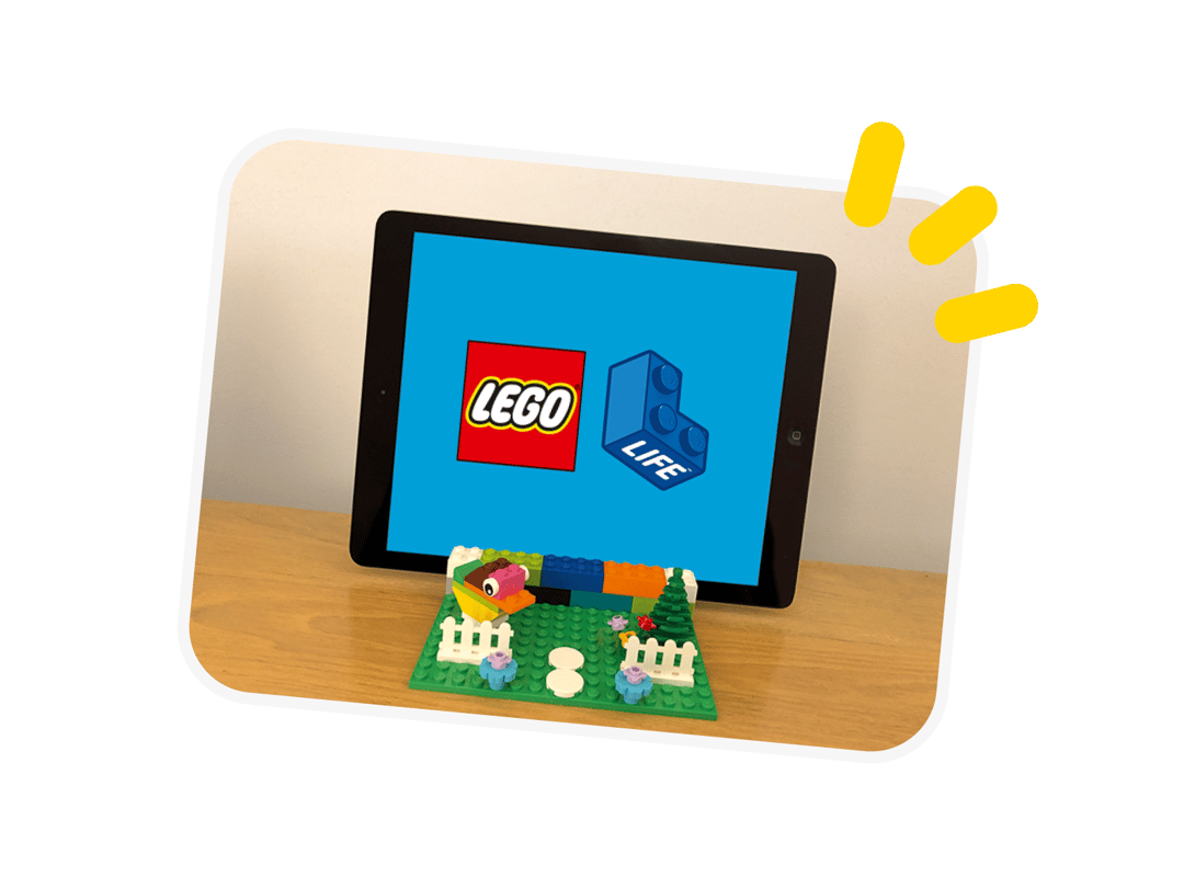 Build a LEGO® Phone Stand | LEGO.com for families