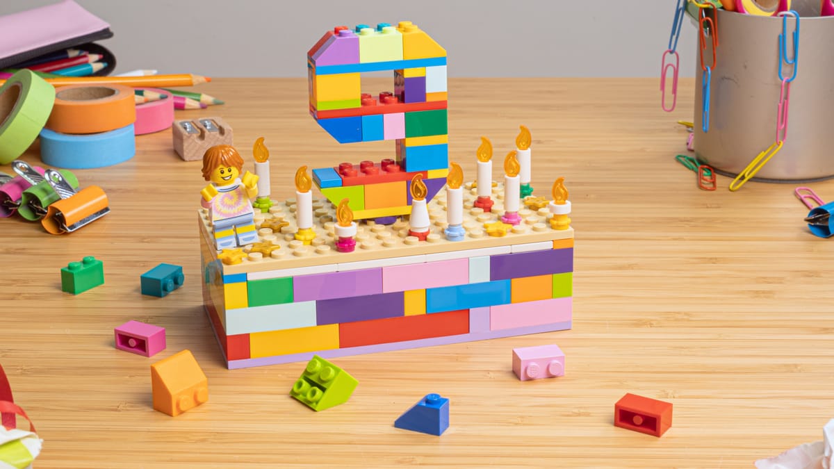 Build a birthday memory box | LEGO.com for families