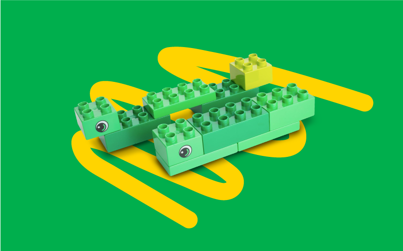Build a slithering LEGO® DUPLO® snake | LEGO.com for families