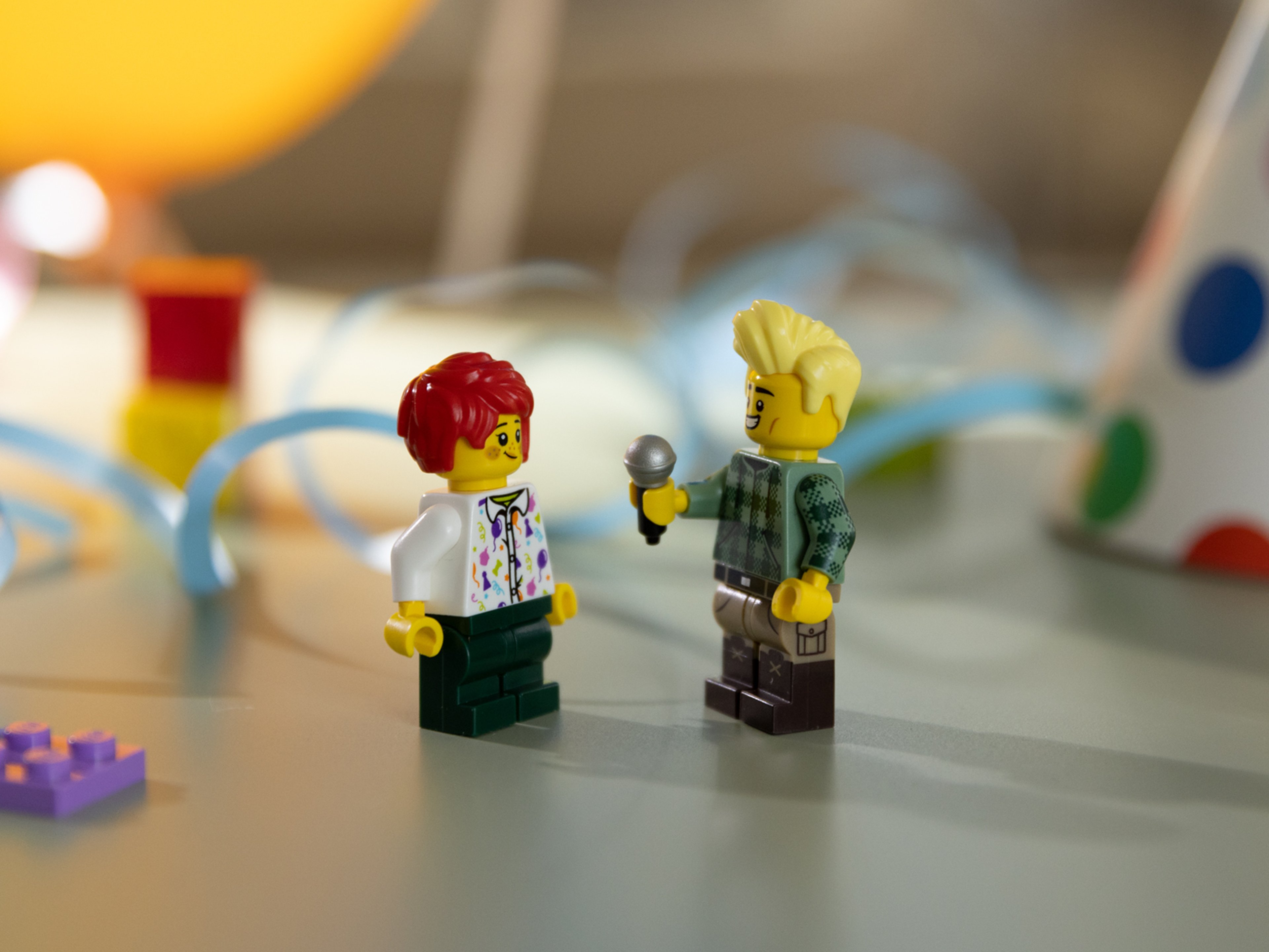 Film a birthday interview | LEGO.com for families