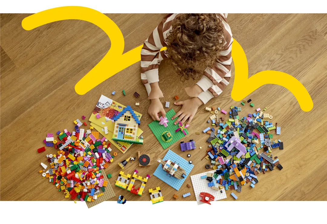 Build and Dress LEGO® Pets | LEGO.com for families