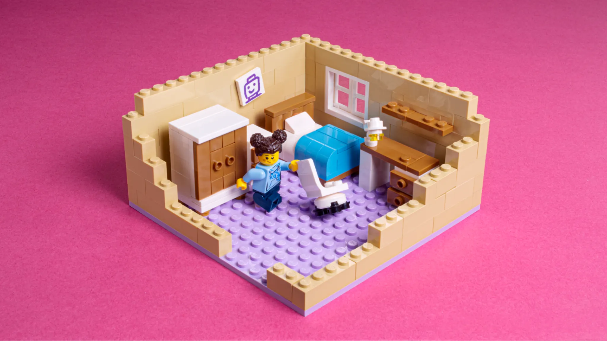 Build your bedroom using LEGO® bricks | LEGO.com for families