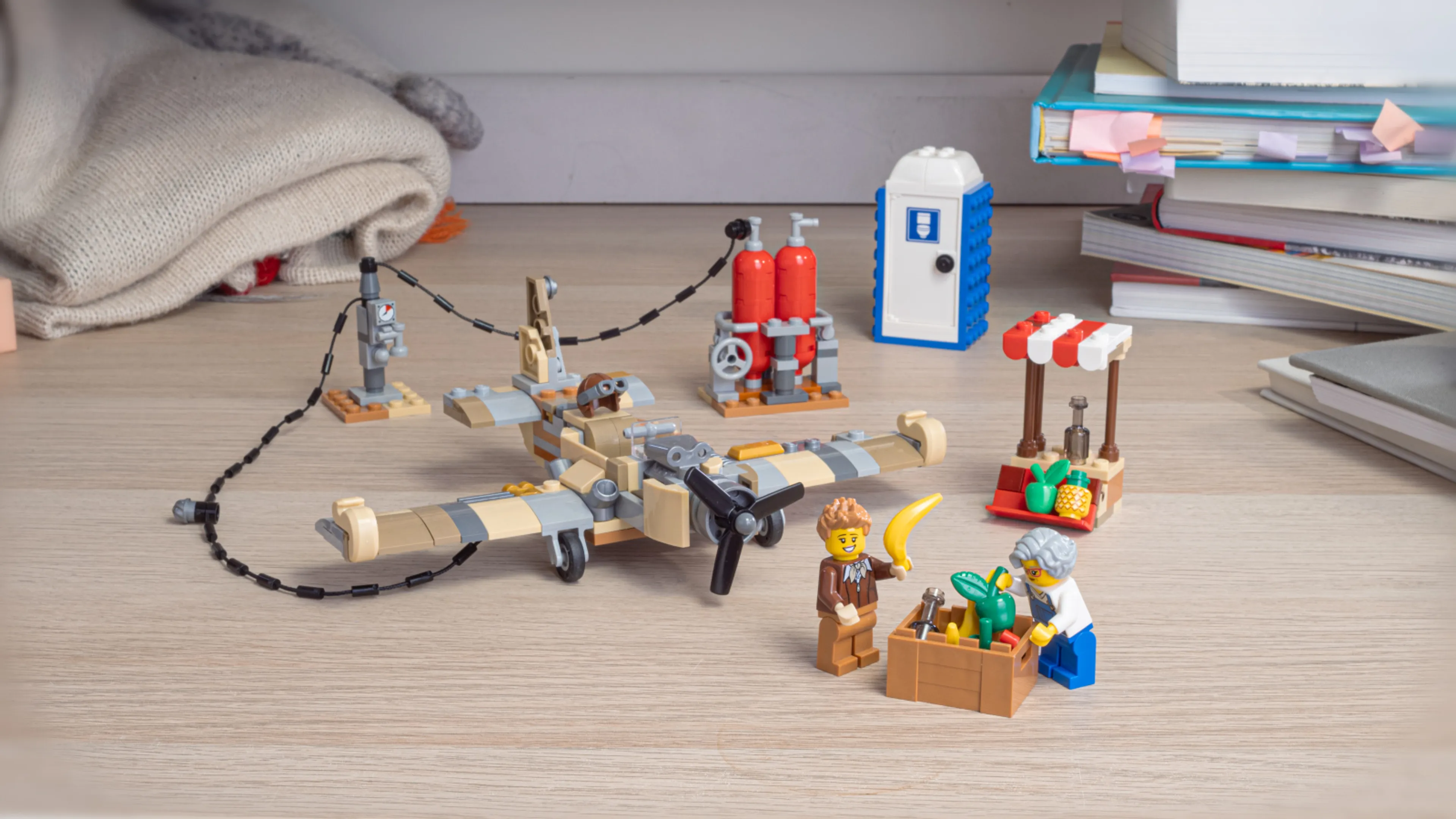 Fly solo around your home | LEGO.com for families