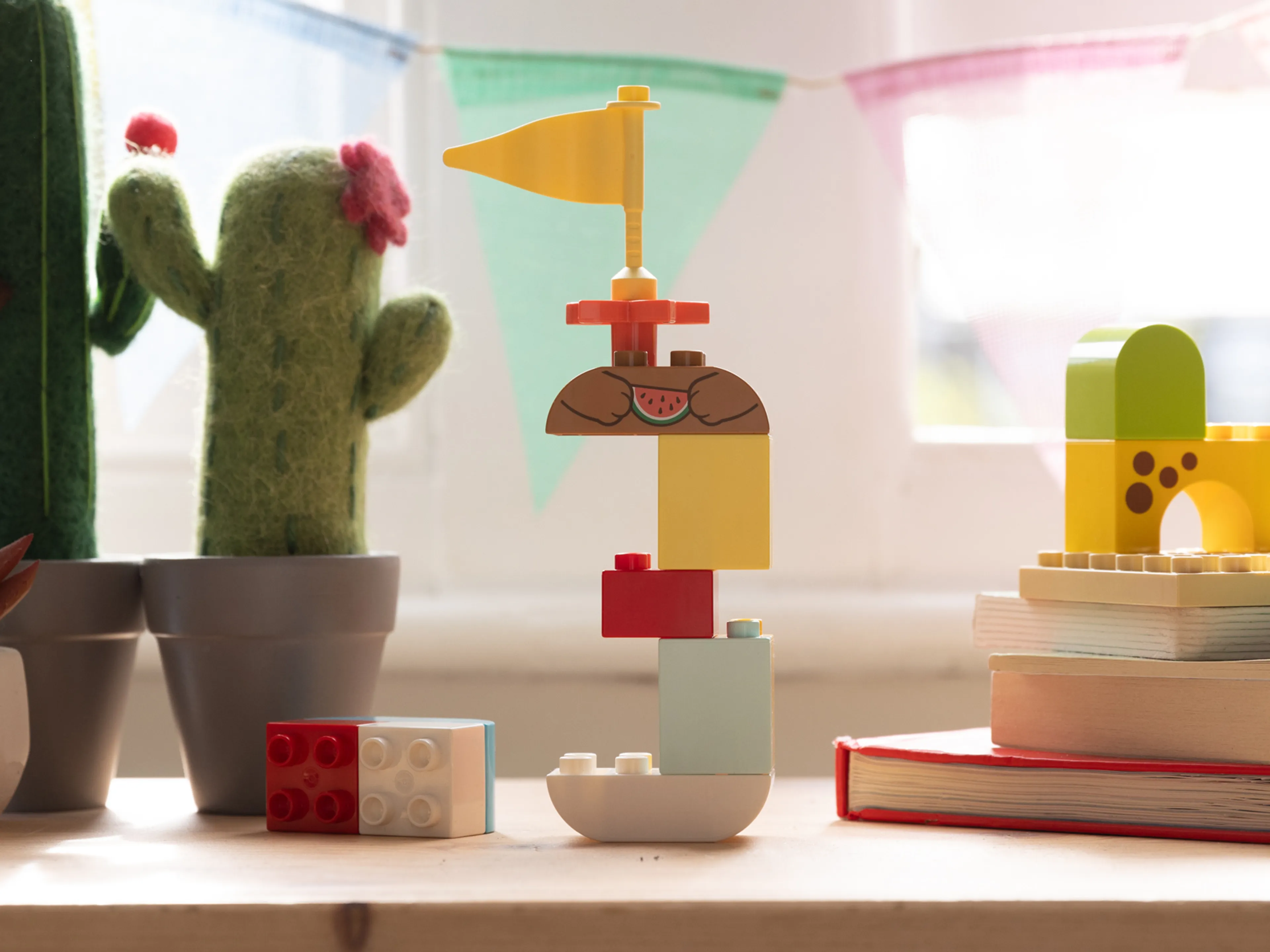 Build a birthday countdown clock | LEGO.com for families