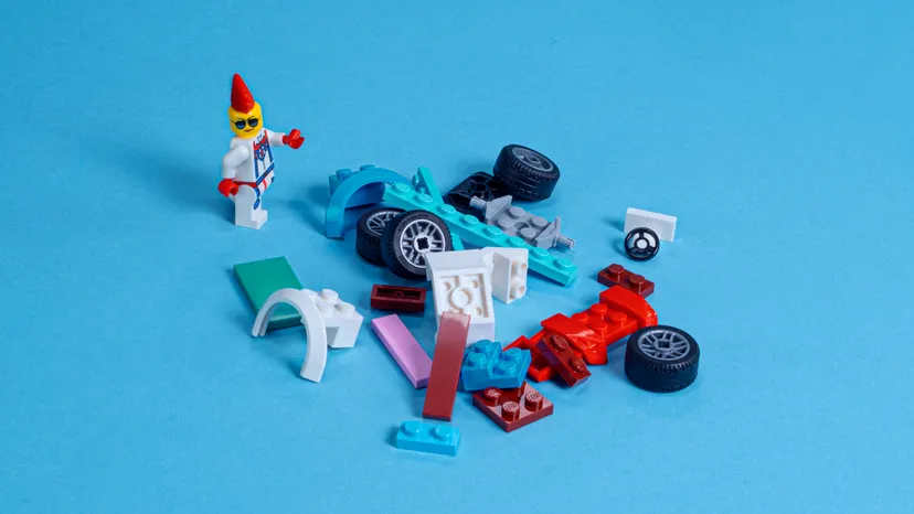 Become a LEGO® stunt driver | LEGO.com for families