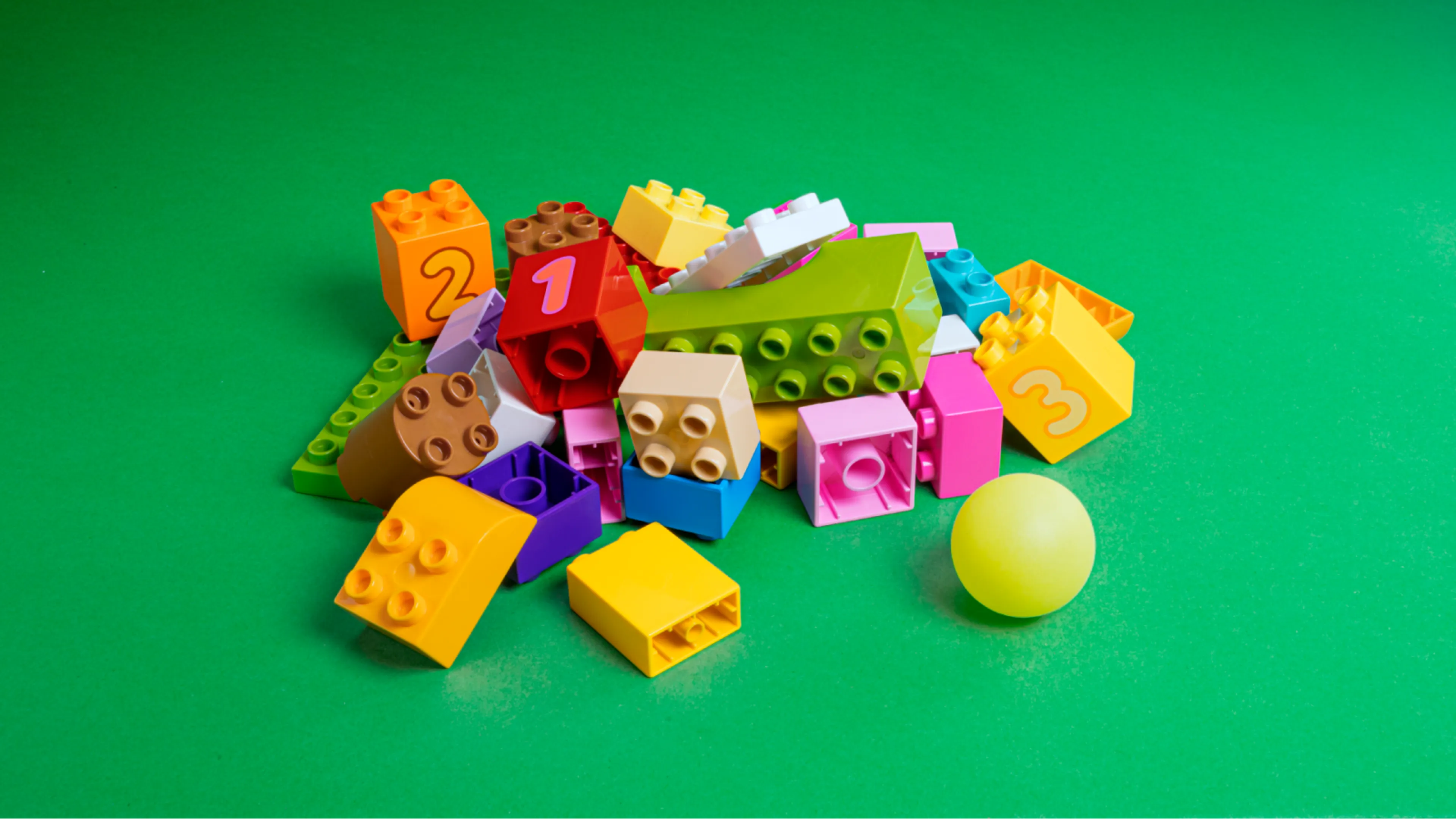 Let's play DUPLO® croquet | 가족을 위한 LEGO.com