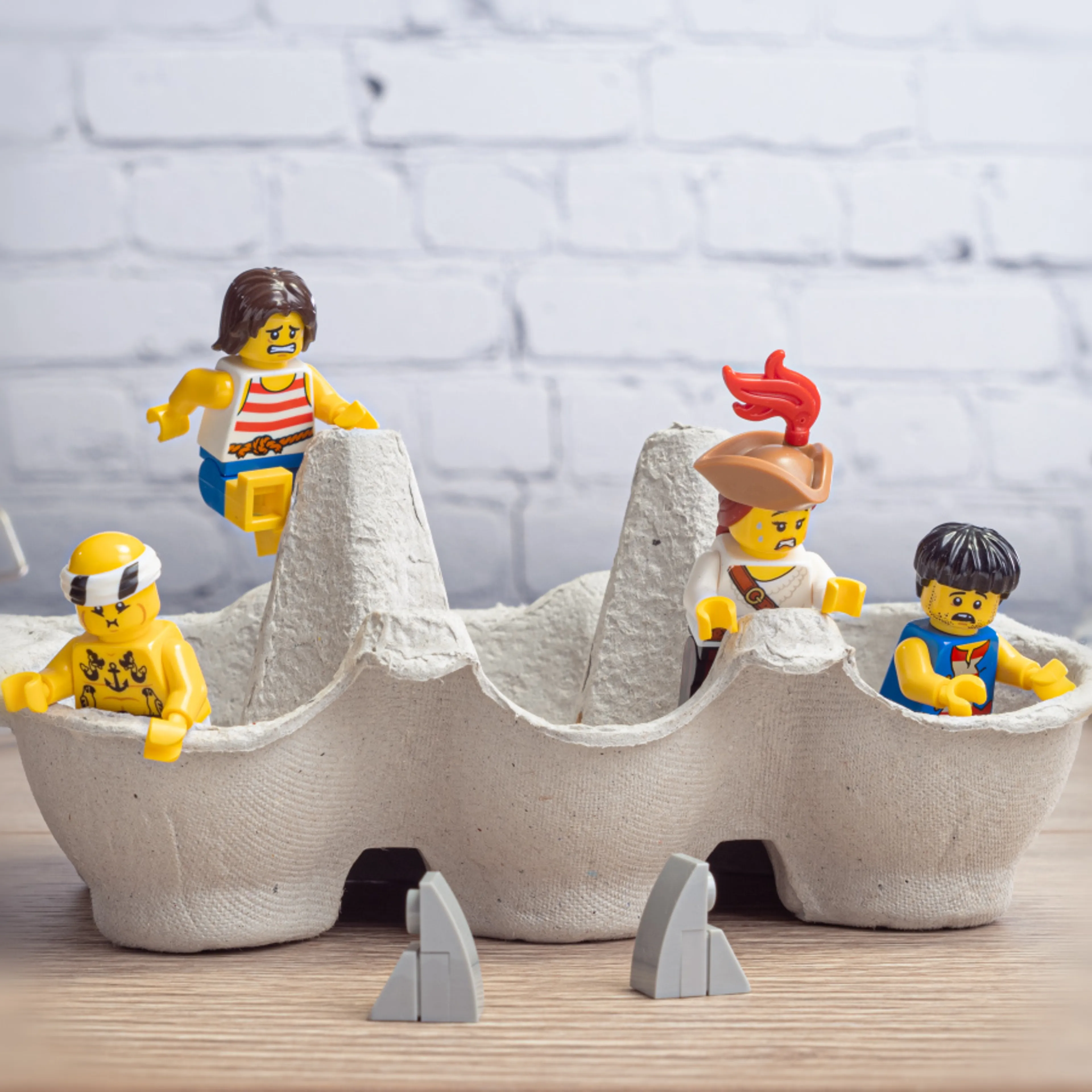 Build your own hero | LEGO.com for families