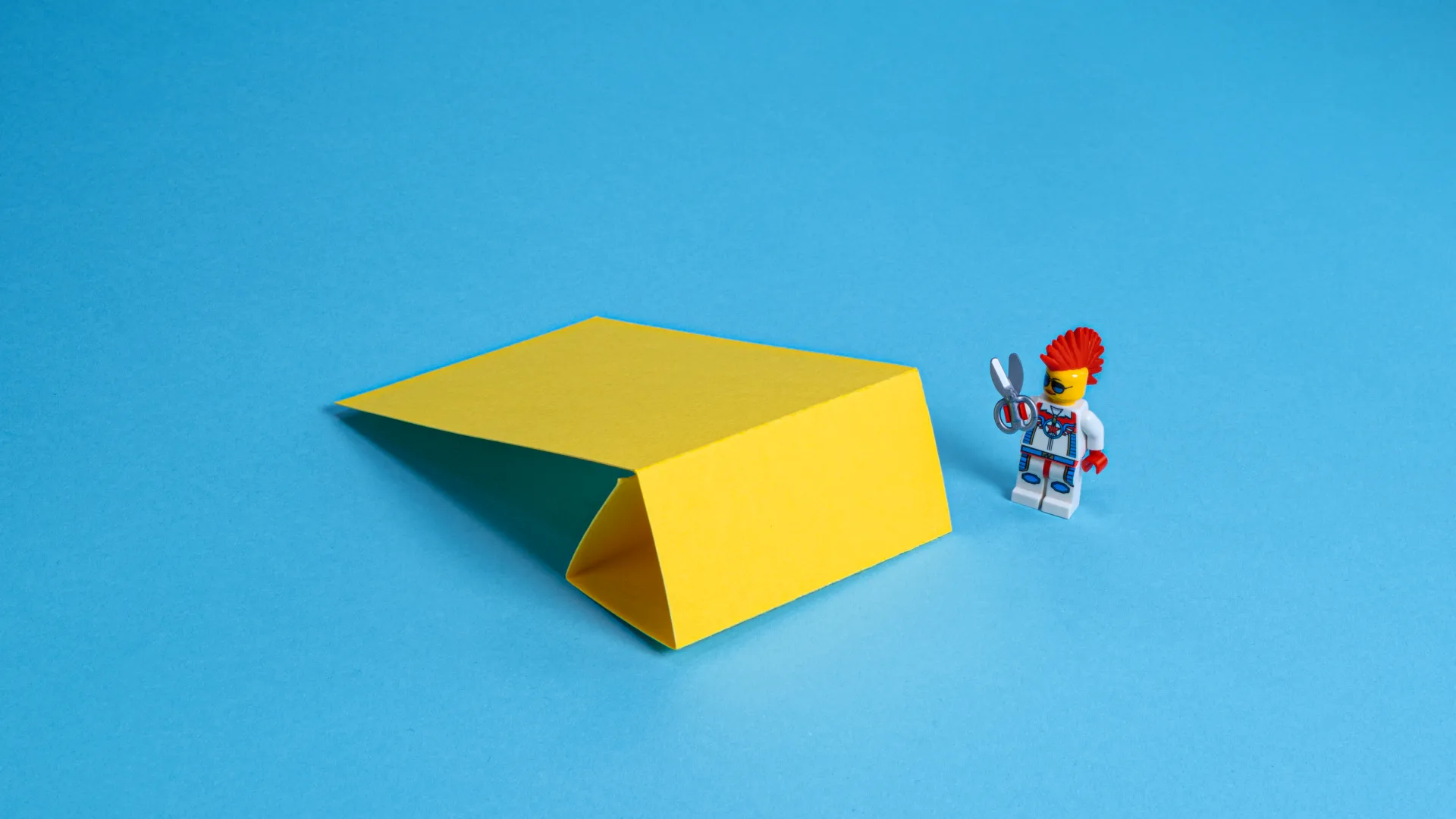 Become a LEGO® stunt driver | LEGO.com for families