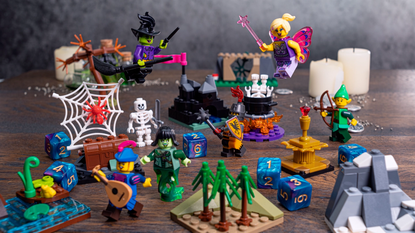 Build your own LEGO® board game | LEGO.com for families