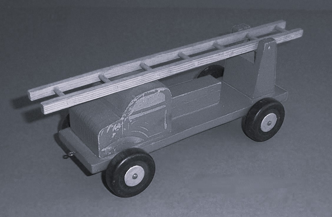 Fire truck with Fireman's Ladder | LEGO® History | LEGO.com SE