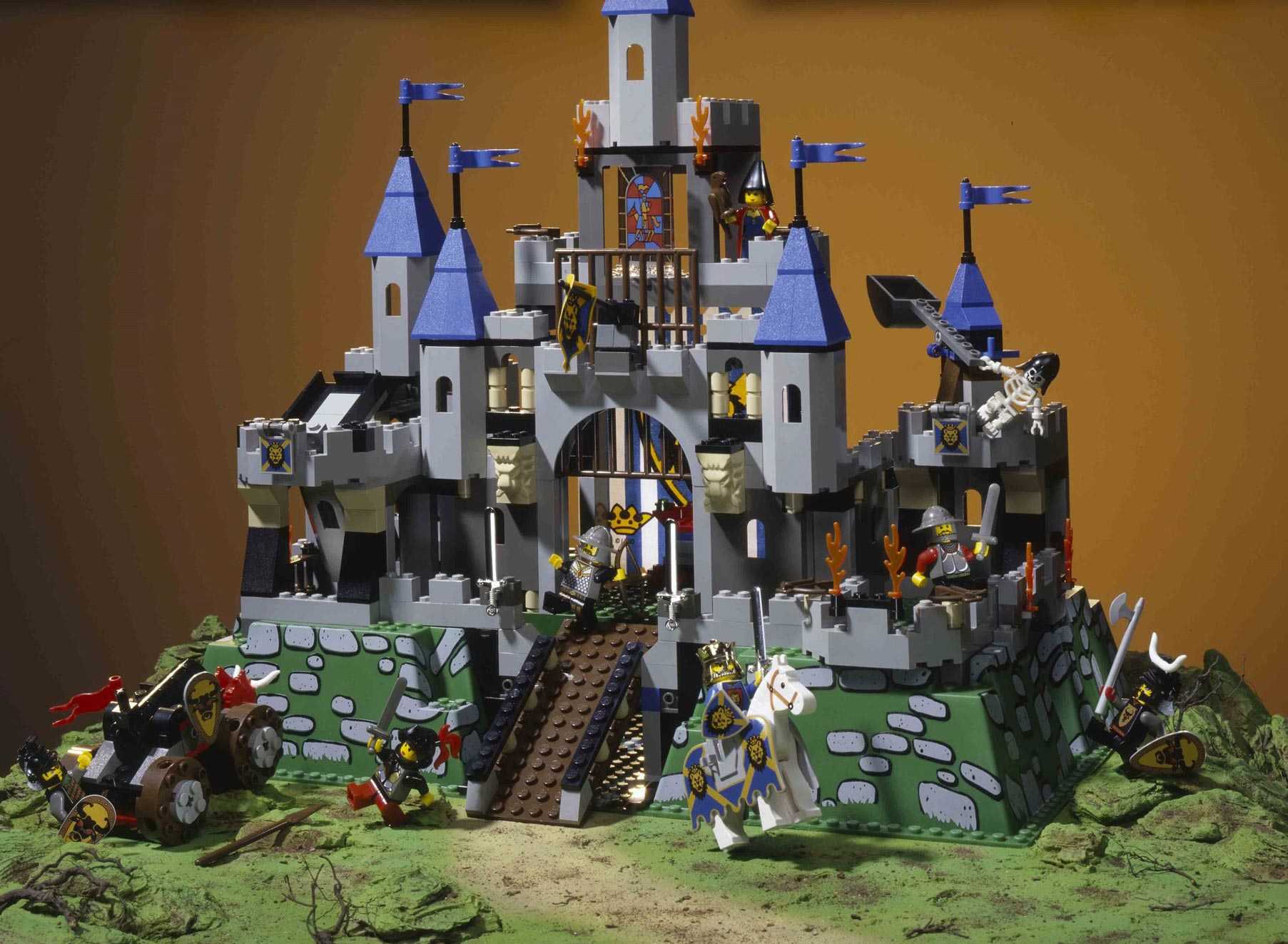 LEGO® Castle - LEGO® History - LEGO.com US