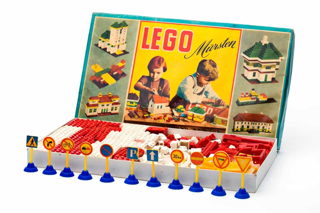 Earliest export - LEGO® History - LEGO.com US