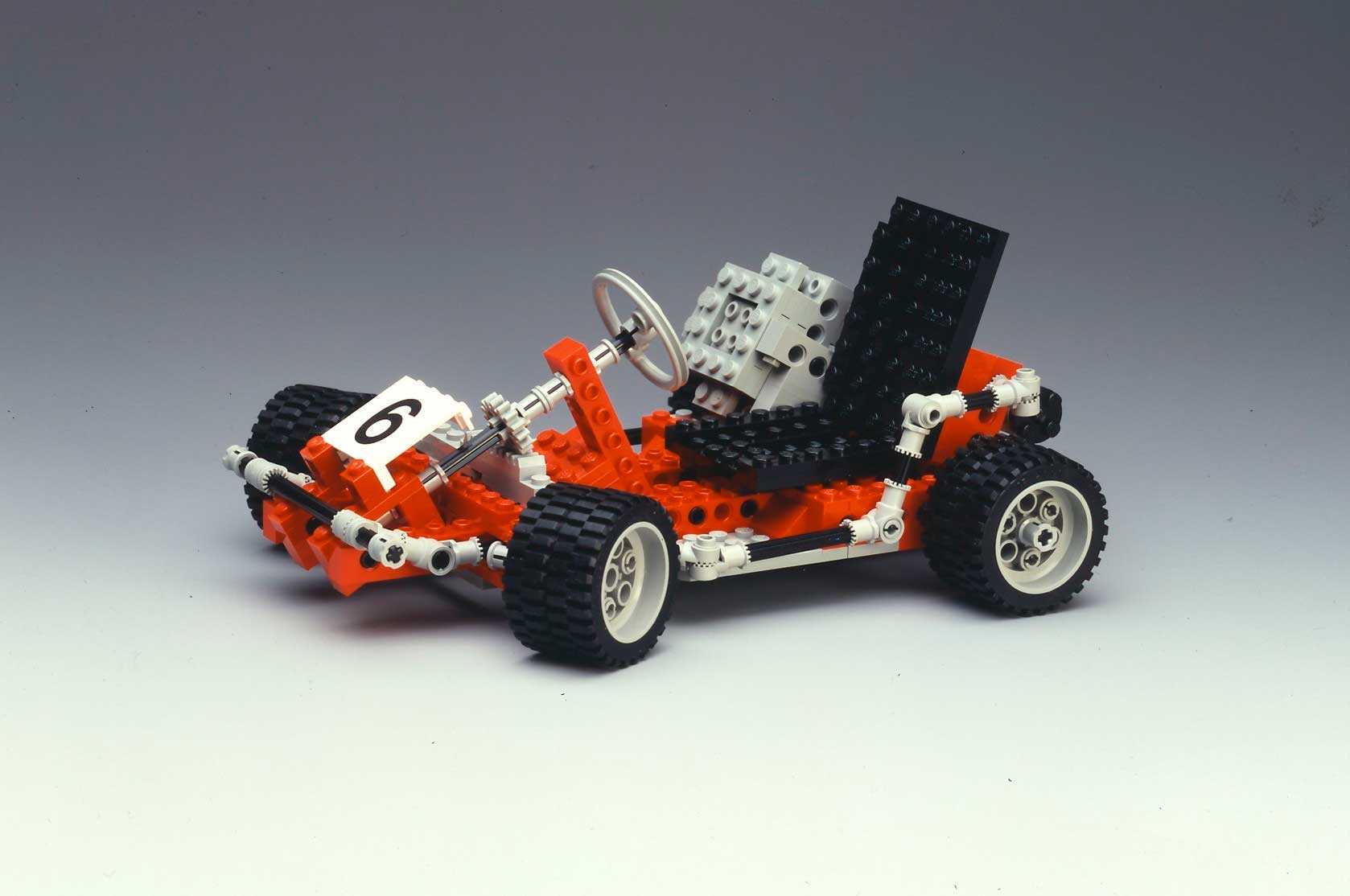 Further development of the system - LEGO® History - LEGO.com US