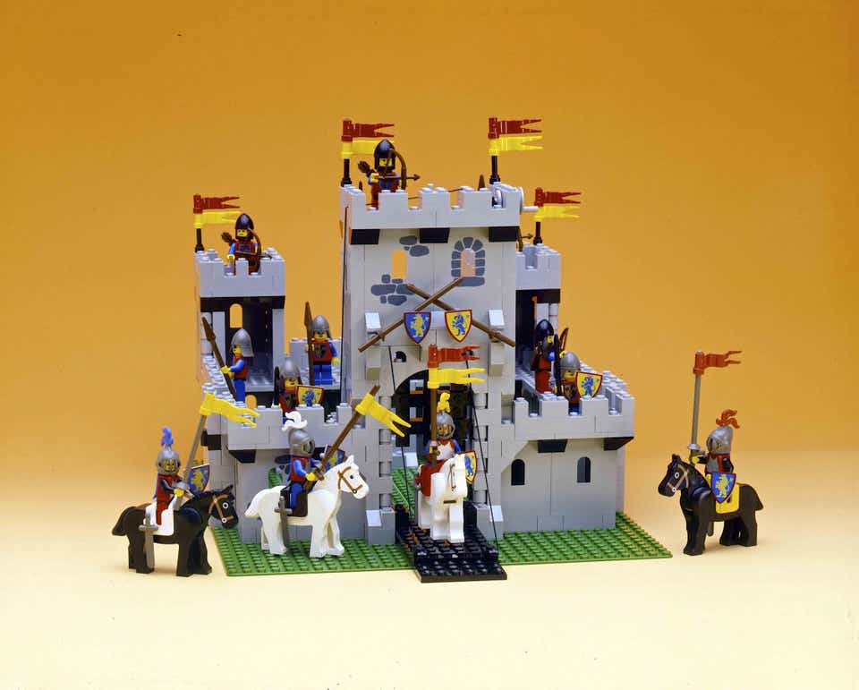 LEGO® Castle - LEGO® History - LEGO.com US