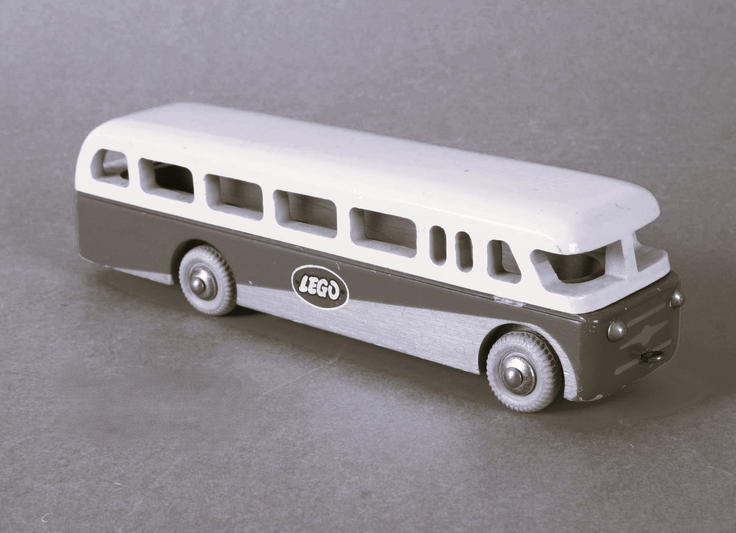 Bus | LEGO® History | LEGO.com RU