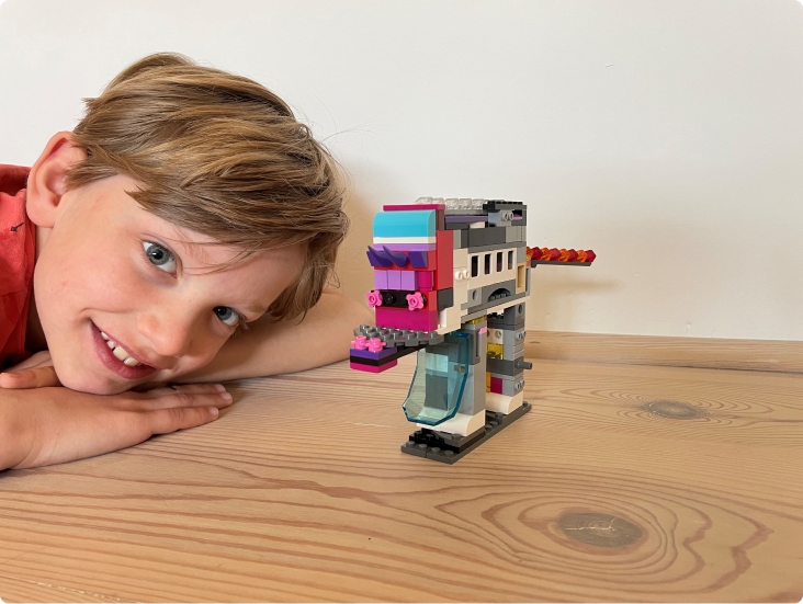 Free LEGO® magazines for Kids | Official LEGO® Shop US