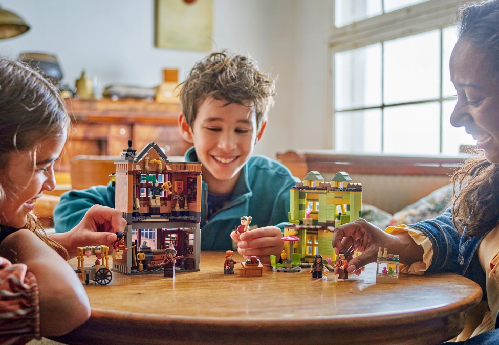 The most magical LEGO® sets for the festive season! | Official LEGO ...