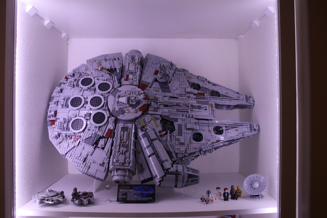 How to display massive LEGO® sets | Official LEGO® Shop US