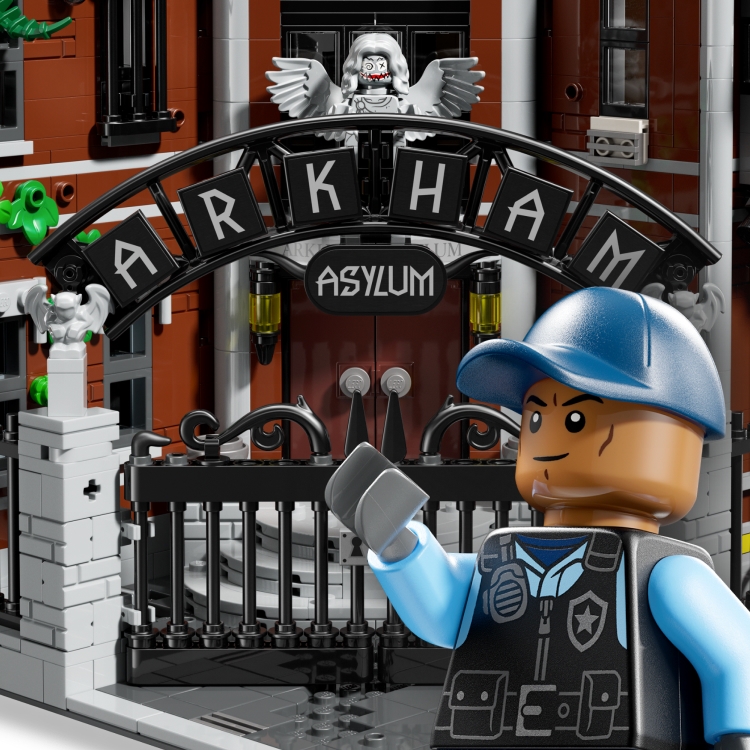 Your guided tour of the Arkham Asylum™ | Official LEGO® Shop ES